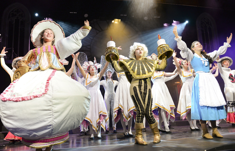 Senior School Play Performance for Primary School Children - ISC