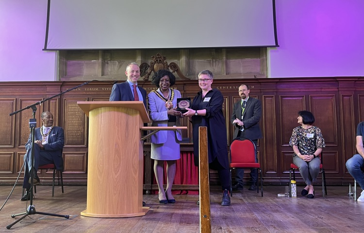 Wolverhampton Children's Book Award - ISC Wolverhampton Children's Book Award - ISC