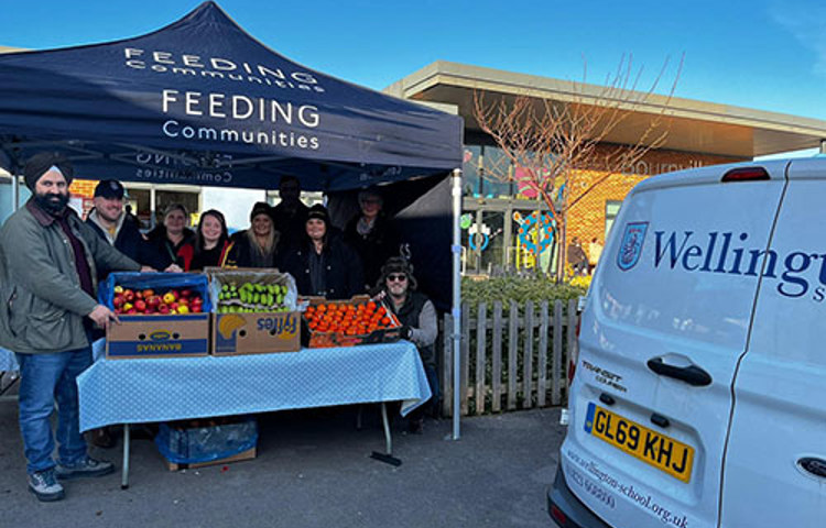 Feeding Communities (1) - ISC