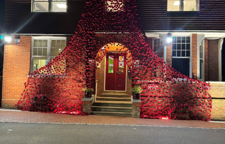 Powerful Poppy Display to Commemorate Remembrance Day at The Beacon - ISC